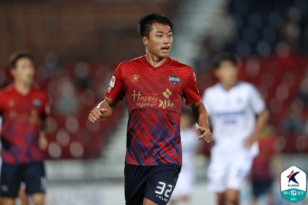 Seongnam FC CB Choi Ji-mook first Korean international team call up
