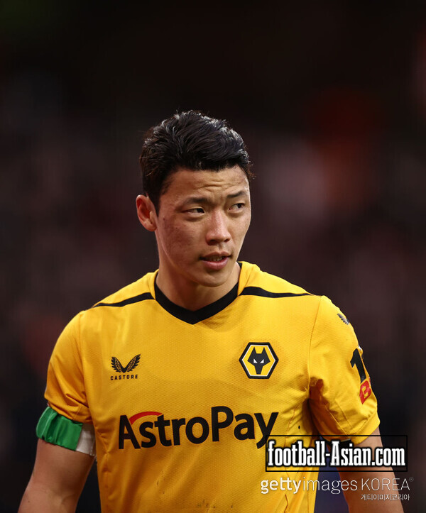 What is the possibility of Hwang Hee-chan leaving Wolves this summer?