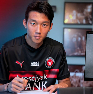 Midtjylland's new defender LEE Han-Beom : "I want to win trophies for FCM"